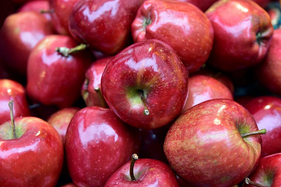 Fruit Harvest Recipes: Apple Cinnamon Harvest Quiche – Ravenhawks ...